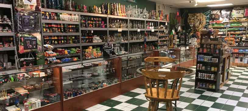 Tobacco & Vape Milwaukee Wisconsin United States Tobacco shop